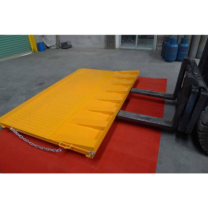 6.5 Tonne Container Ramp CR6-2000-B | Forklift Attachments | Forklift ...